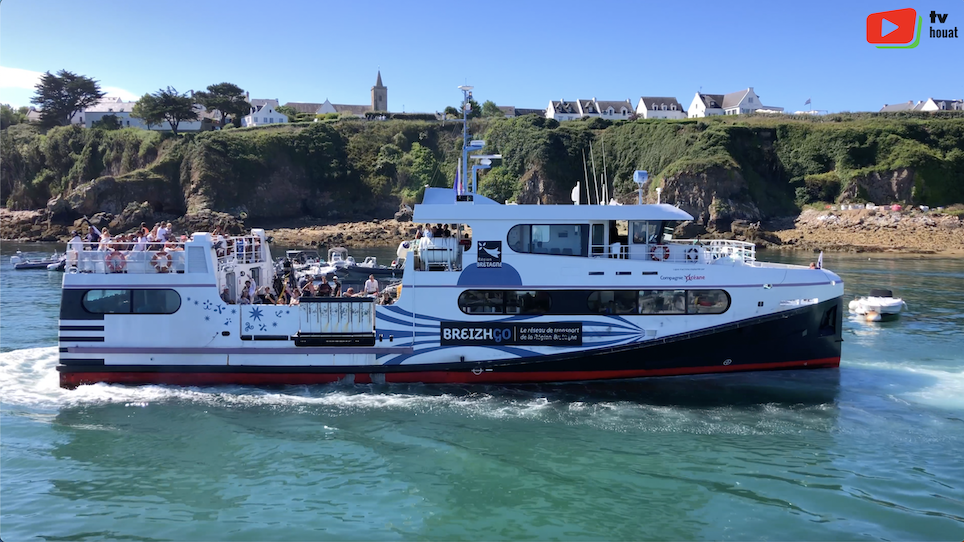 Île de Houat | Le ferry Melvan roi du port | Île de Houat TV
